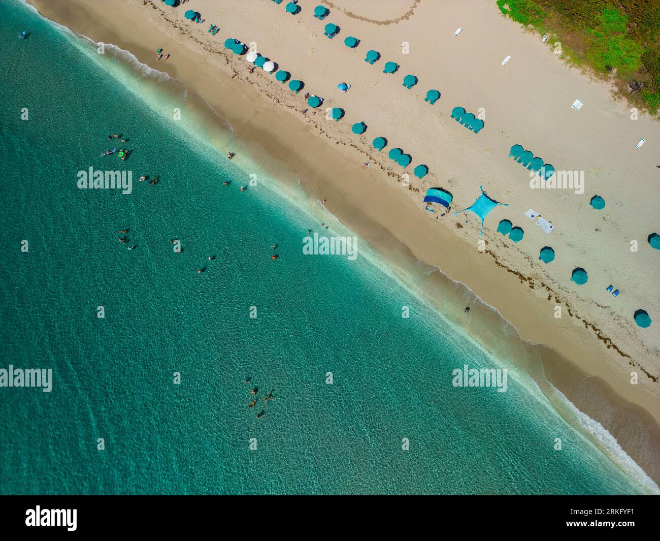 Top down view by the angle that splits the beach and water Stock Photo ...
