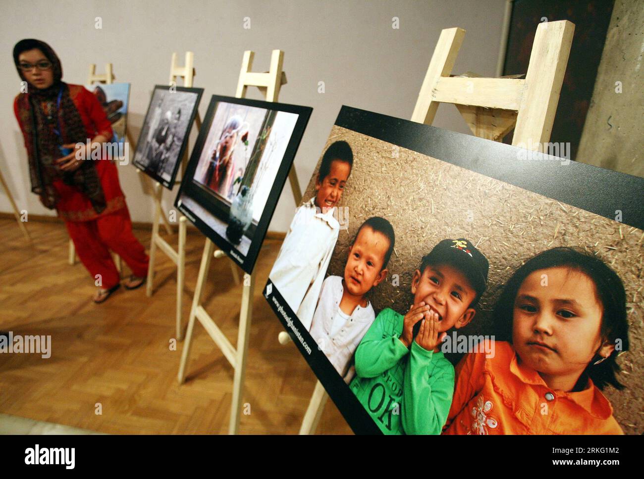 Afghan artists hi-res stock photography and images - Alamy