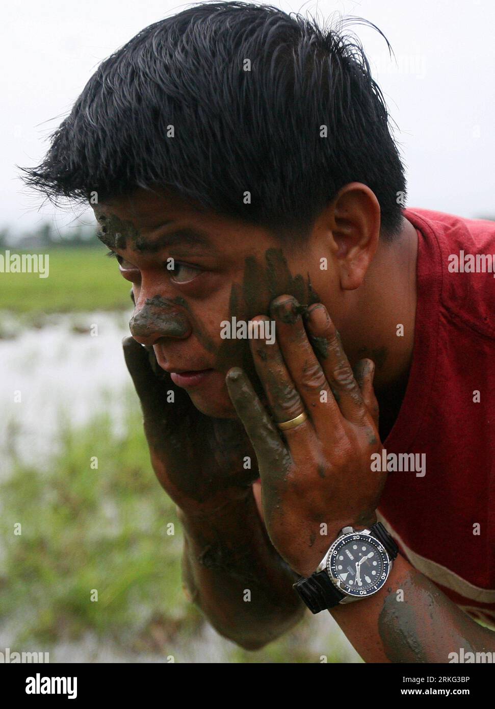 Mud people festival manila hi-res stock photography and images - Alamy