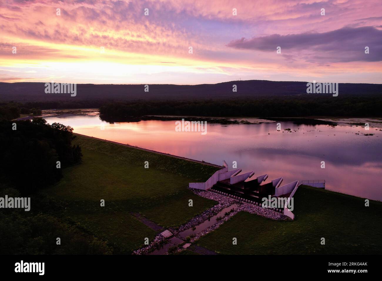 An aerial view of Minsi Lake in Pennsylvania, USA, with a stunning ...