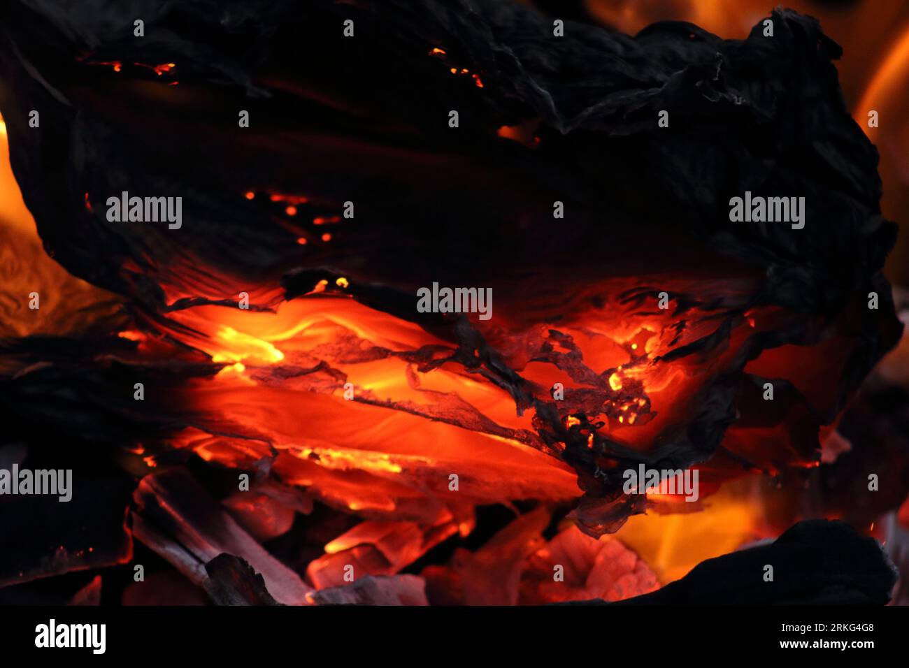 Fire burning paper hot background hi-res stock photography and images ...