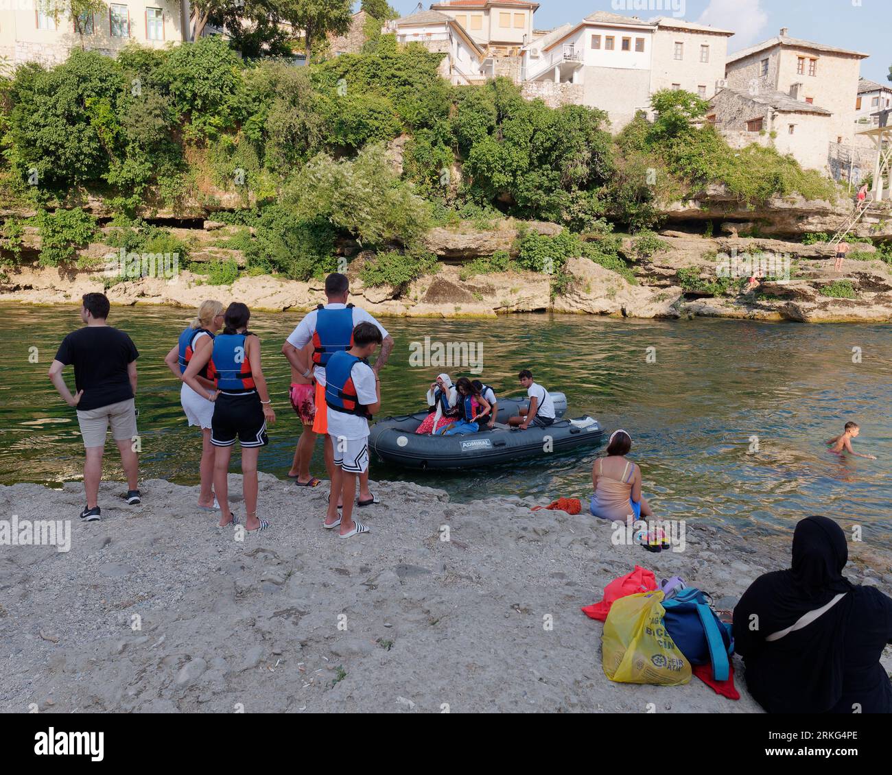 People go to the river hi-res stock photography and images - Alamy