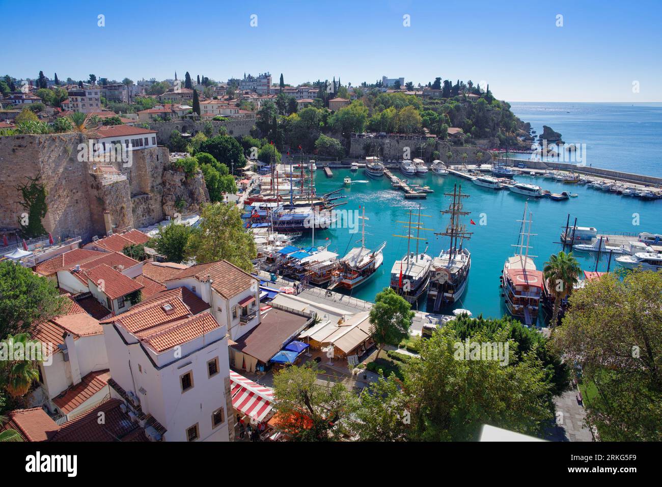 Photo of the Antalya Habour and the boats Stock Photo - Alamy