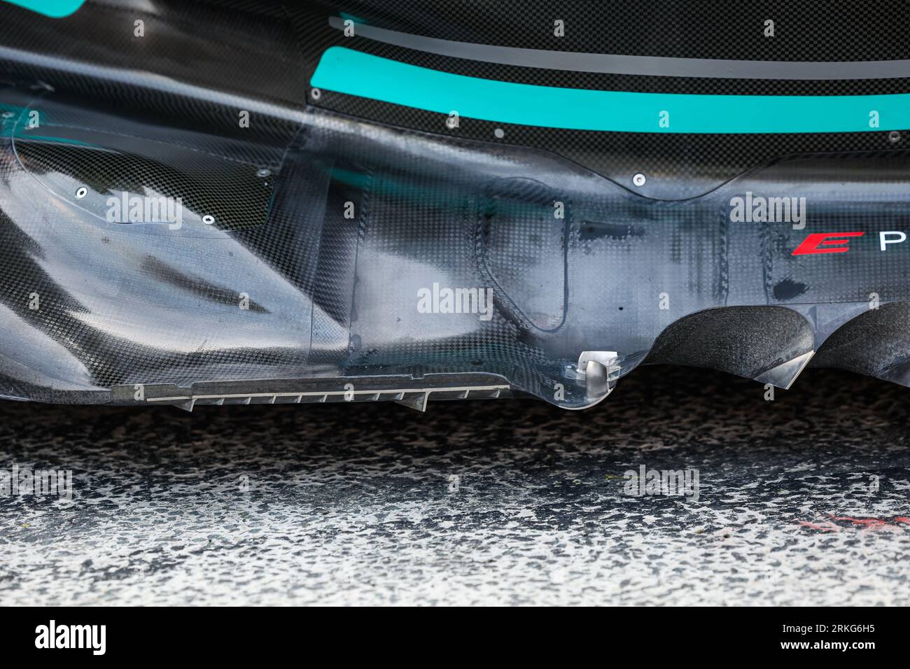 Mercedes AMG F1 Team W14, mechanical detail of the floor, air inlet and ...