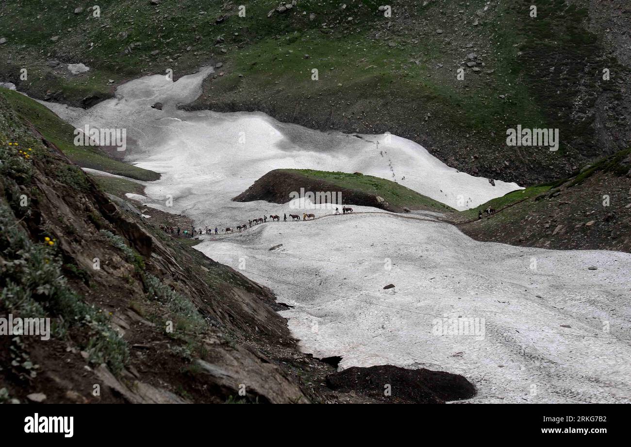 Hindu pilgrims ride on hi-res stock photography and images - Alamy