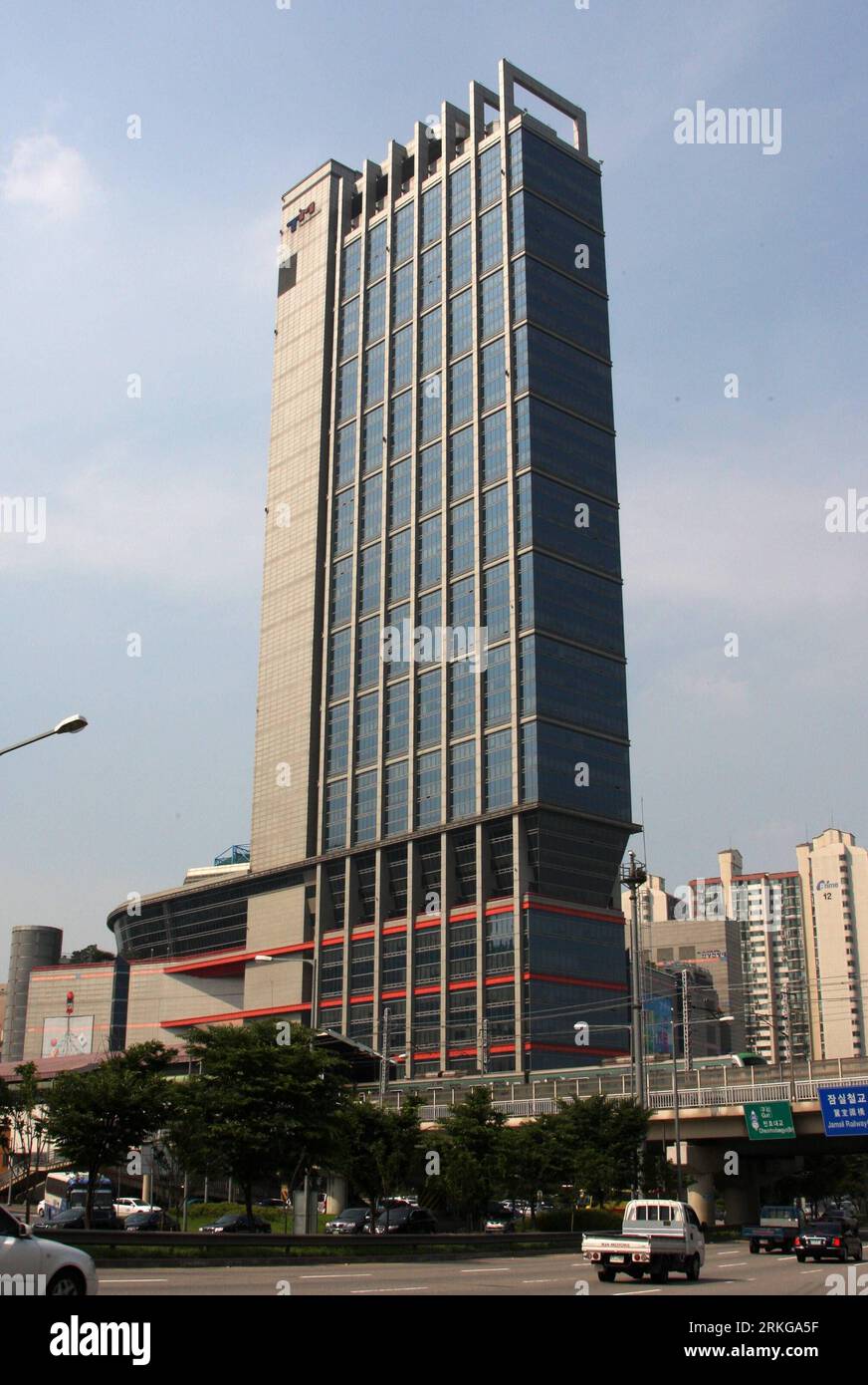 Techno mart hi-res stock photography and images - Alamy