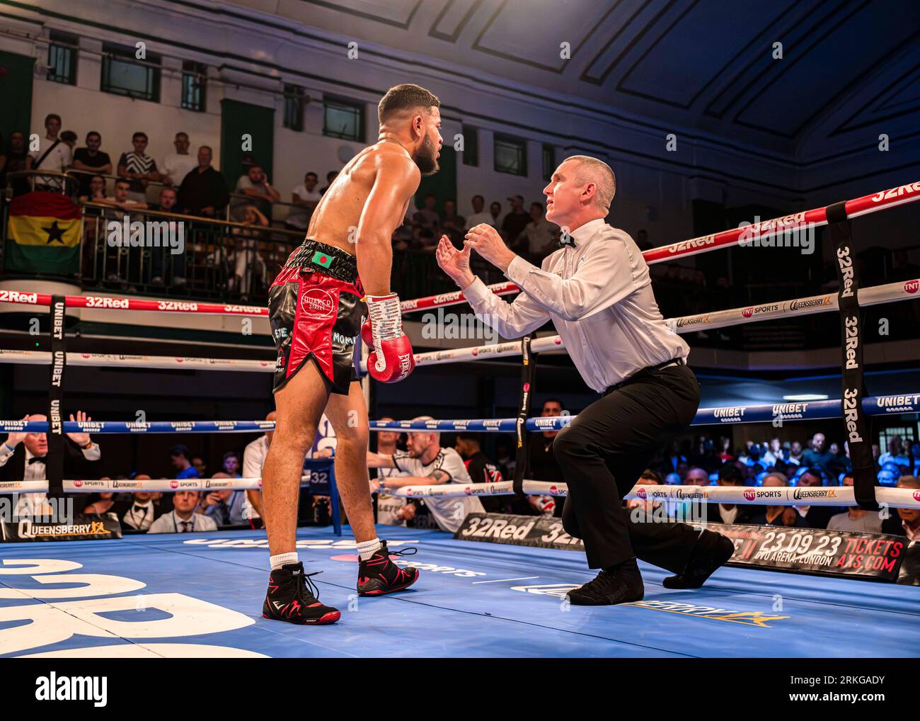 LONDON, UNITED KINGDOM. 18 Aug, 2023. Khalid Ali vs Nikola Stoyanov ...