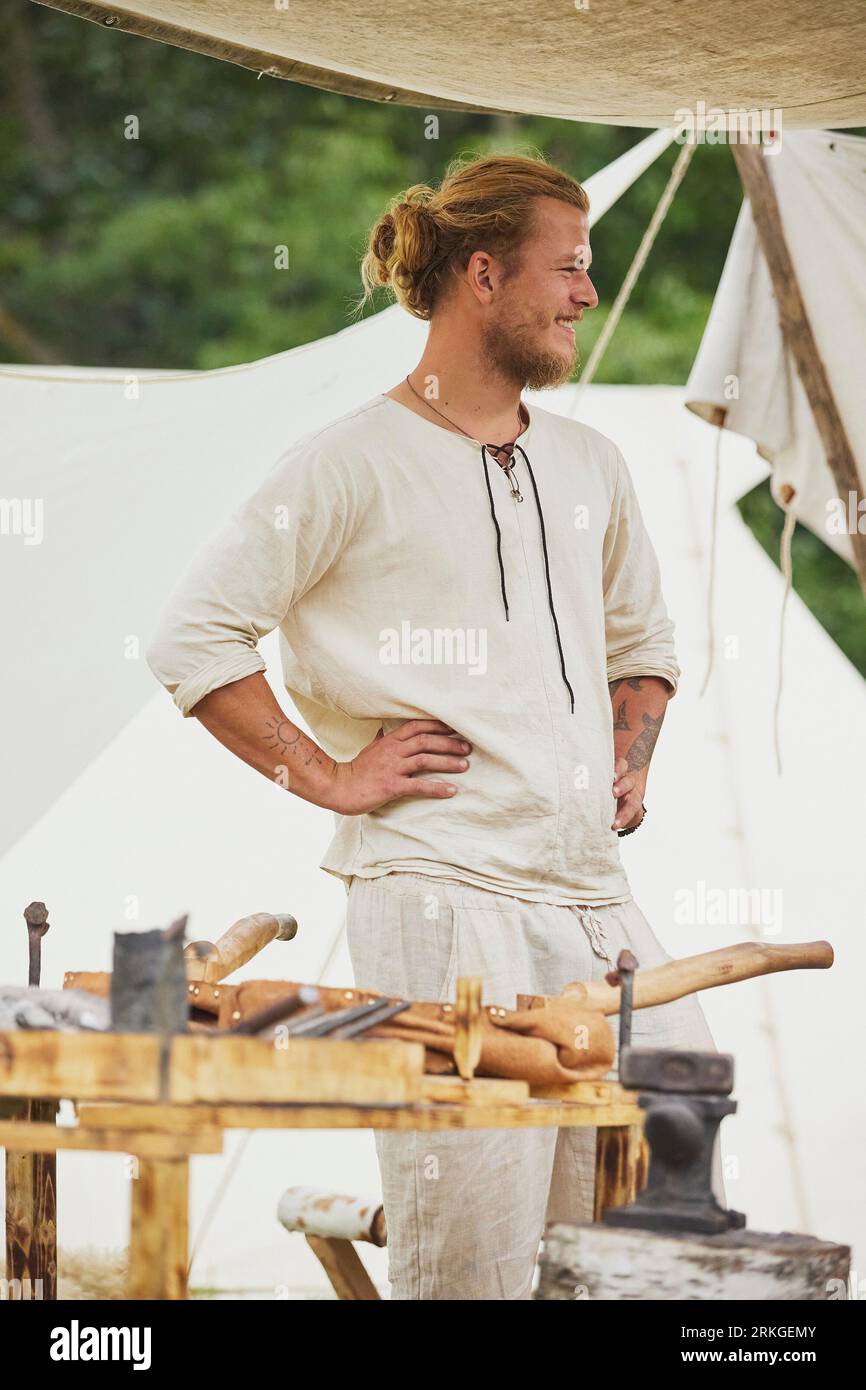 Viking blacksmith hi-res stock photography and images - Alamy