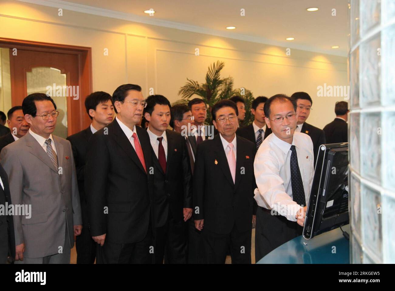 Kim il sung university hi-res stock photography and images - Alamy