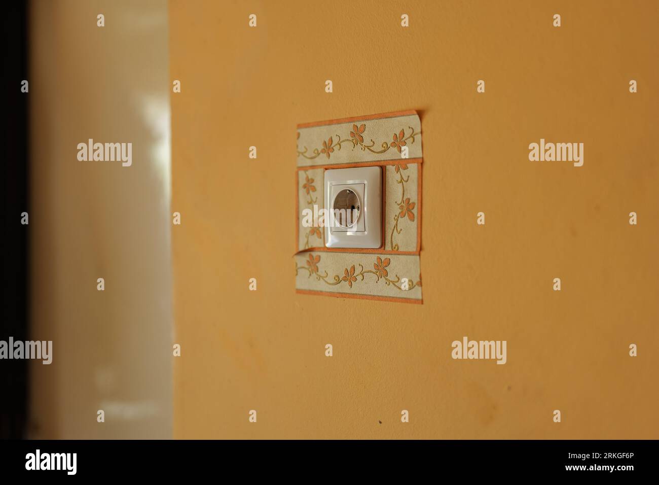 Modernplug hi-res stock photography and images - Alamy