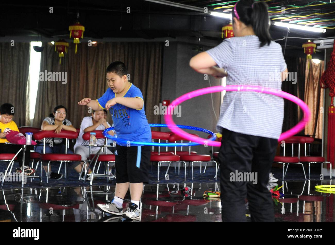 Overweight children camp hi-res stock photography and images - Alamy
