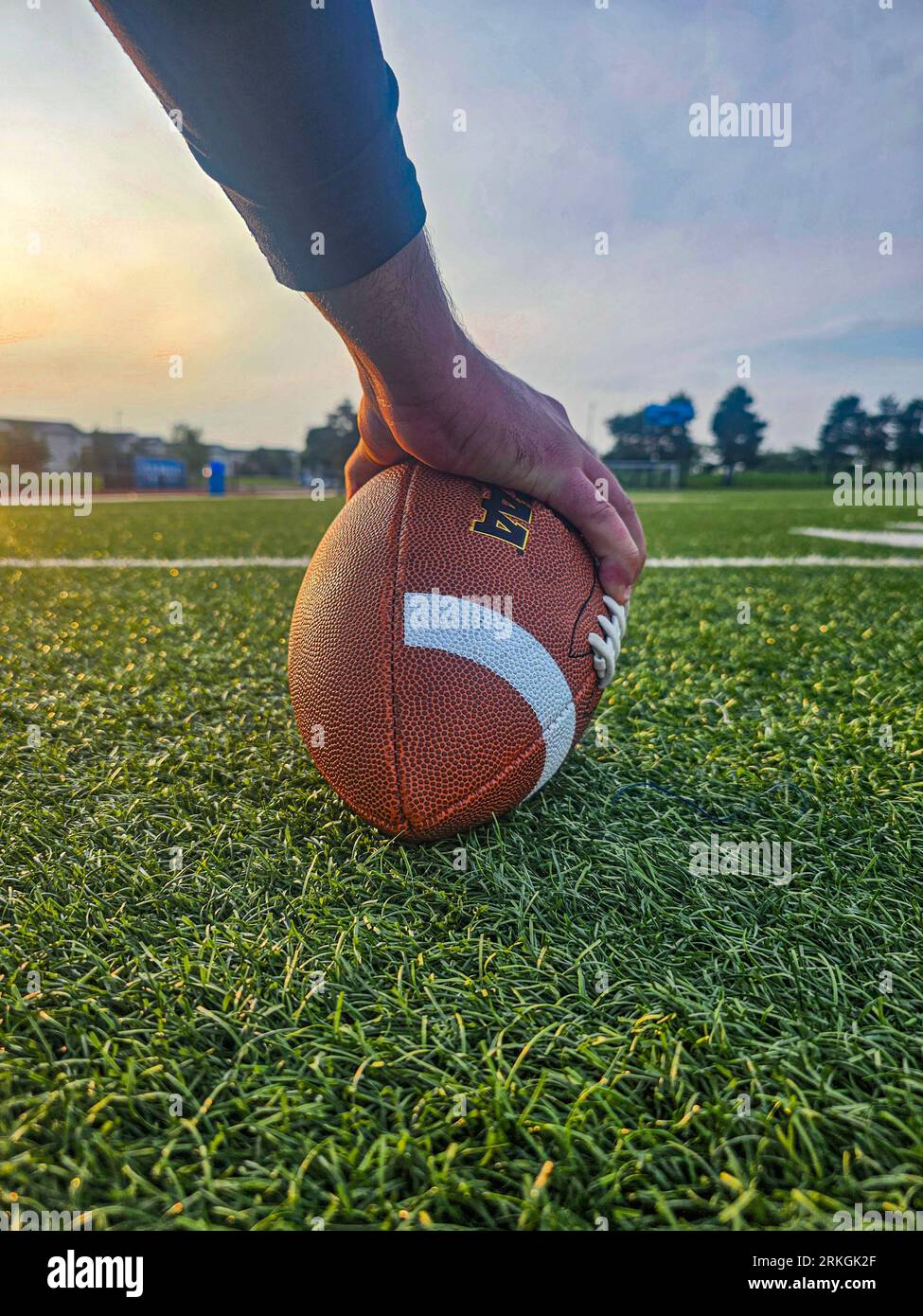 Football laces logo hi-res stock photography and images - Alamy