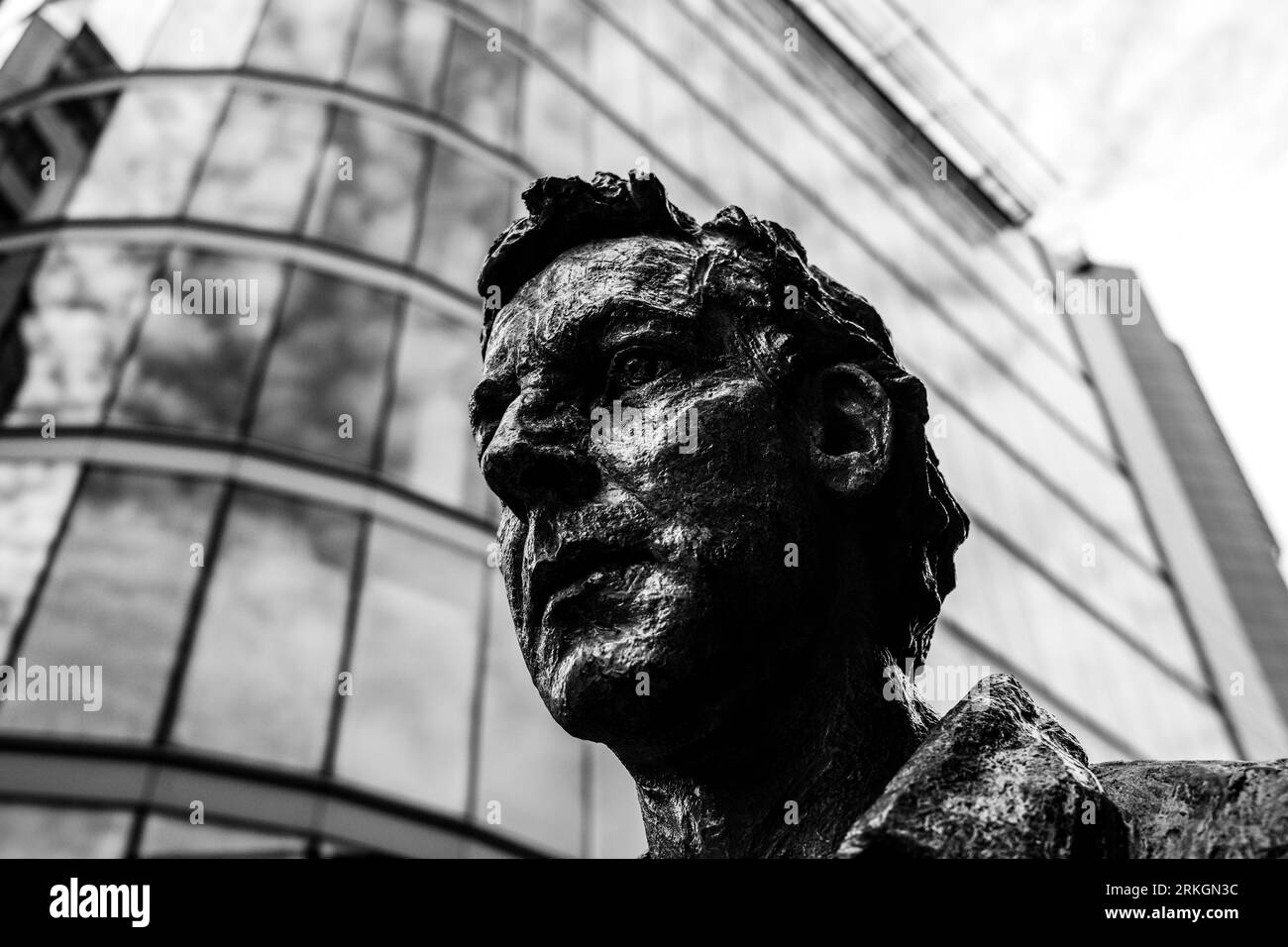 Sean Henry Sculpture Stock Photo - Alamy