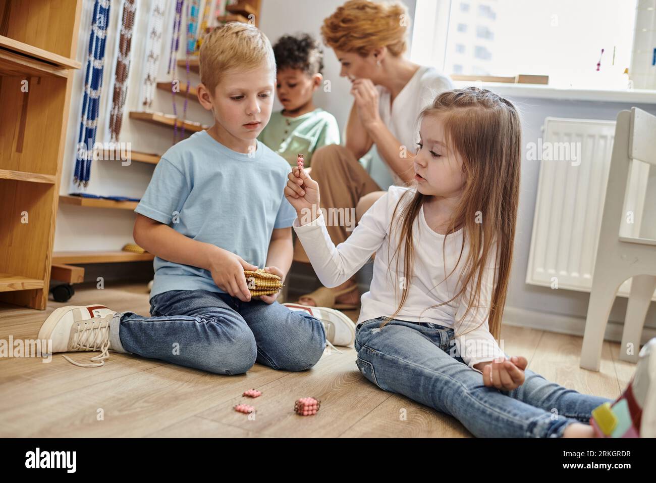 Children counting classroom hi-res stock photography and images - Alamy