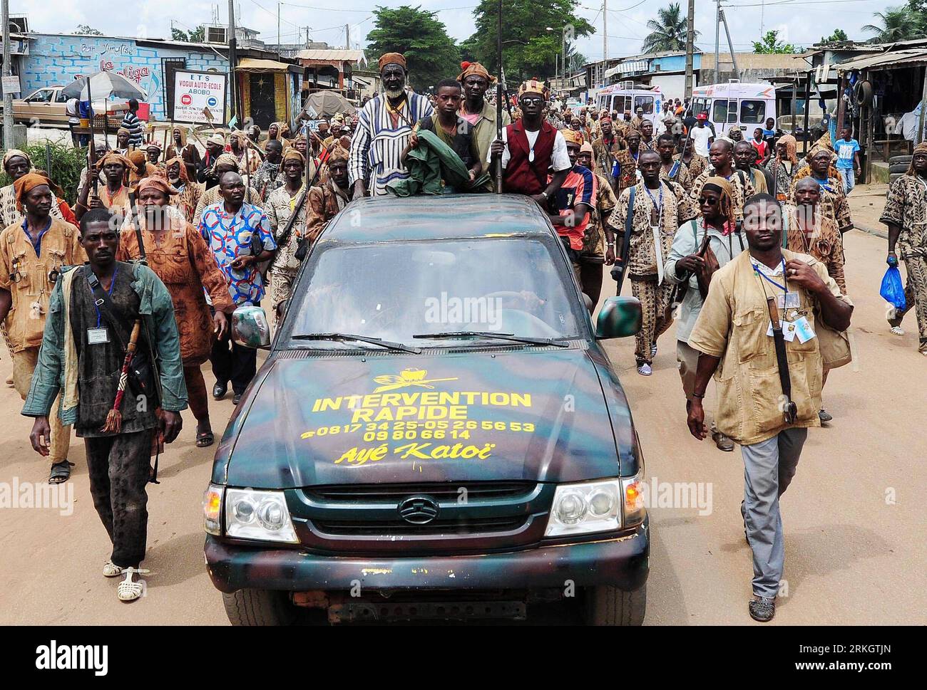 Dozo hunters hi-res stock photography and images - Alamy