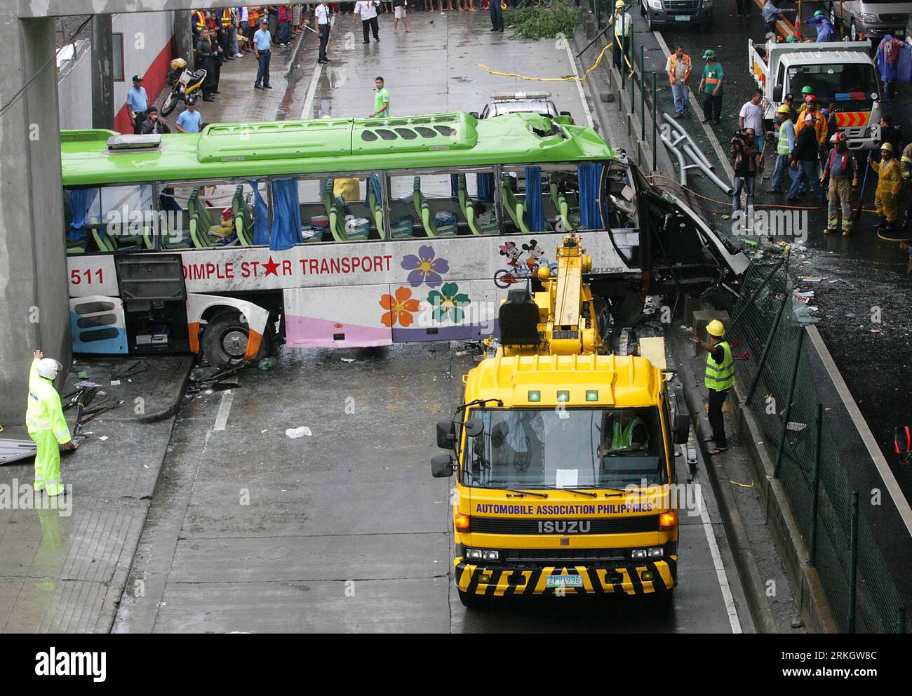Philippines expressway hi-res stock photography and images - Alamy
