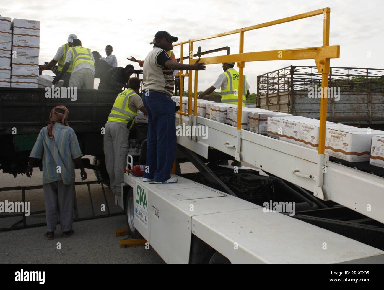 Aden abdulle international airport hi-res stock photography and images ...