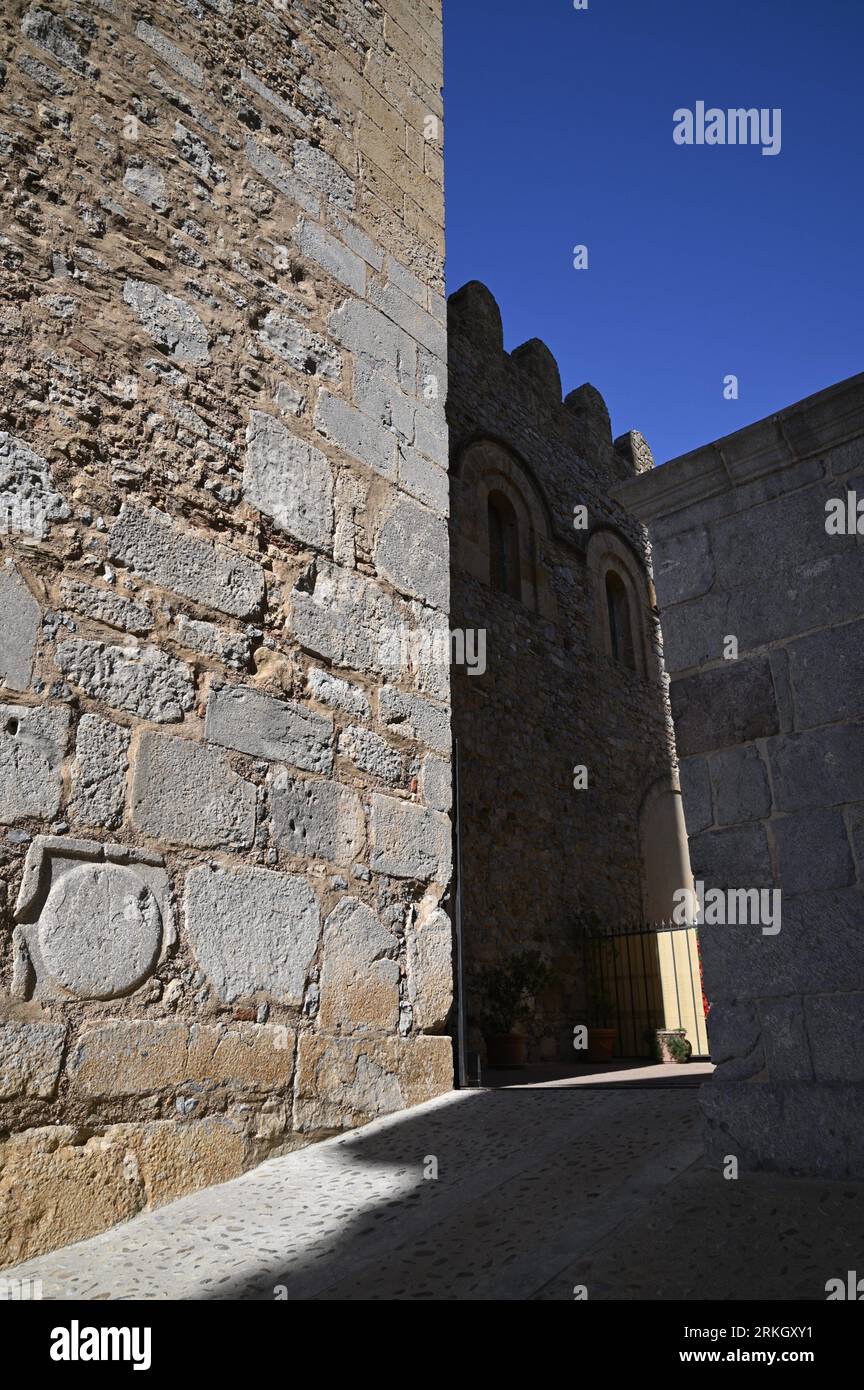 Ancient stone wall of the Norman-Arab-Byzantine style Duomo di Cefalù ...