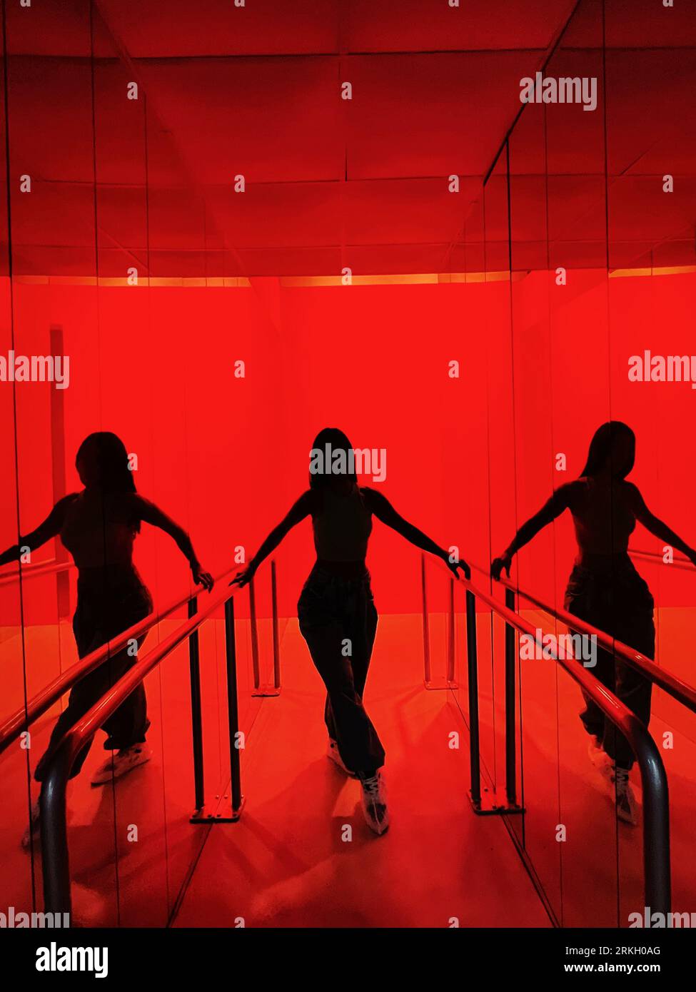 Female figure standing hi-res stock photography and images - Alamy