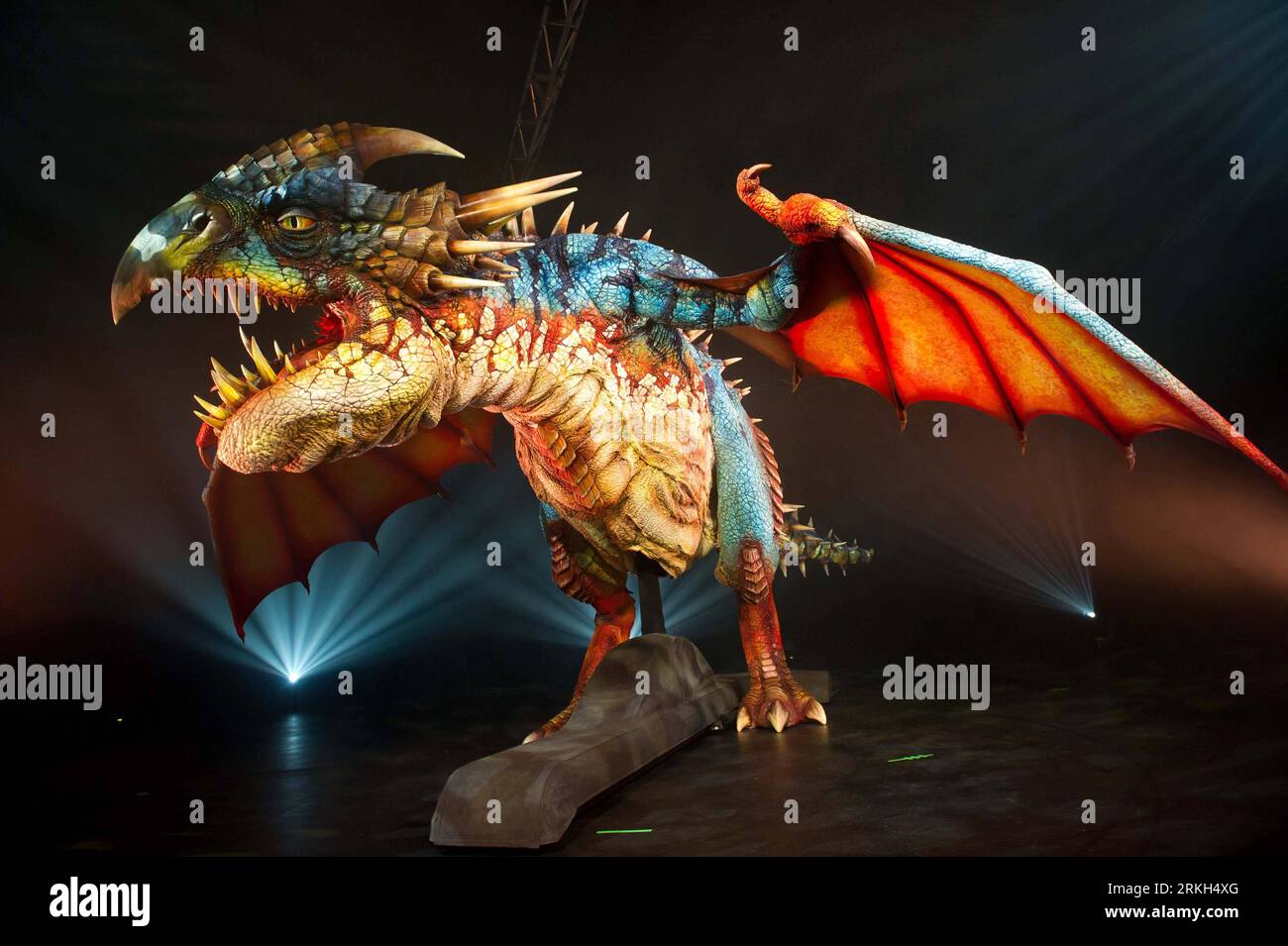 Dreamworks animation 2011 hi-res stock photography and images - Alamy