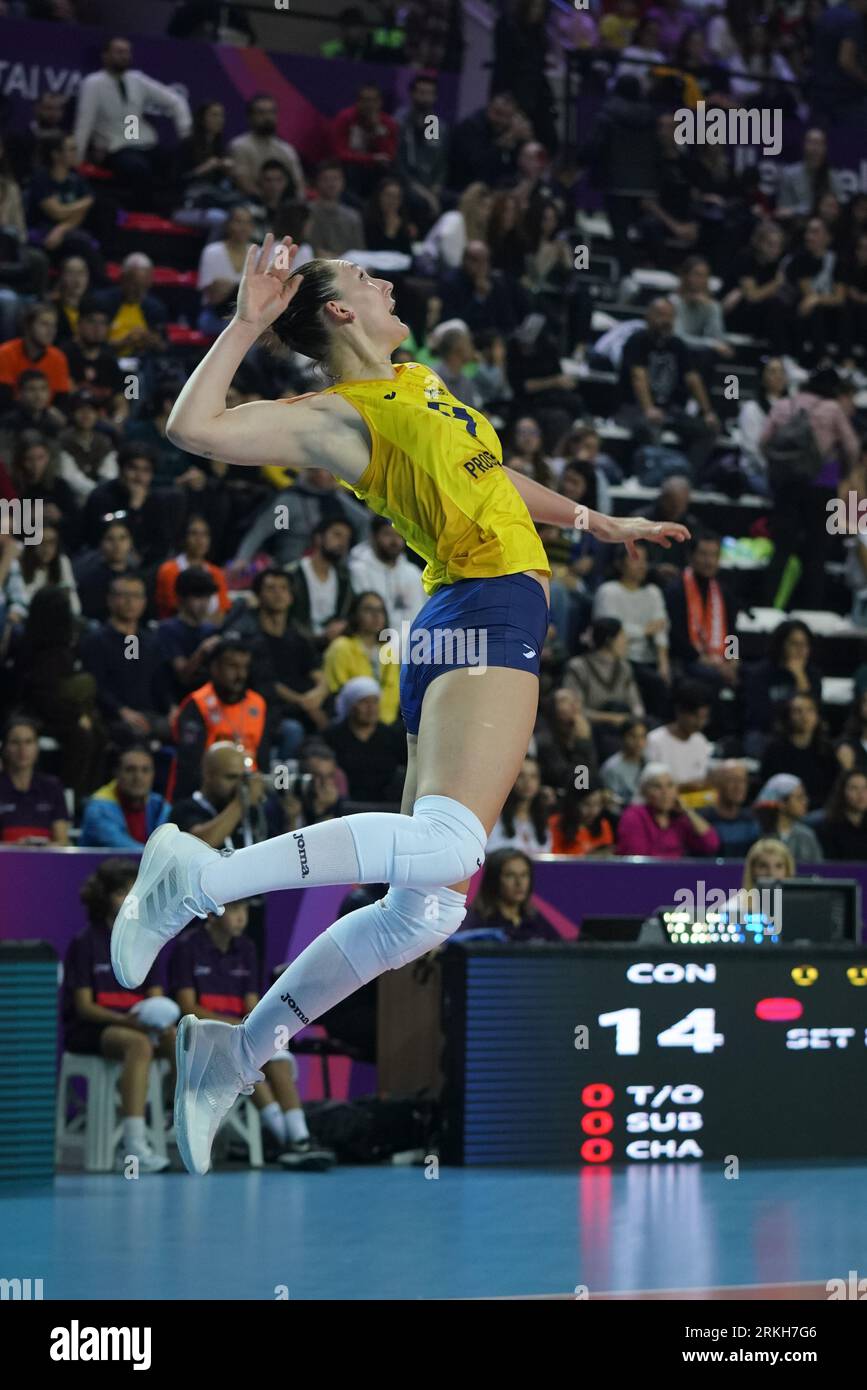 ANTALYA, TURKIYE - DECEMBER 17, 2022: Marina Lubian serves during Imoco ...