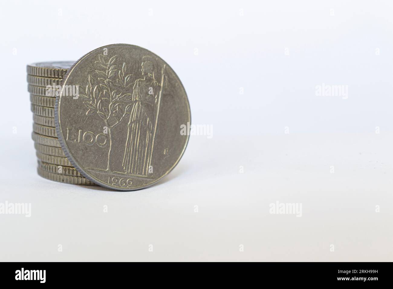Coin center hi-res stock photography and images - Alamy