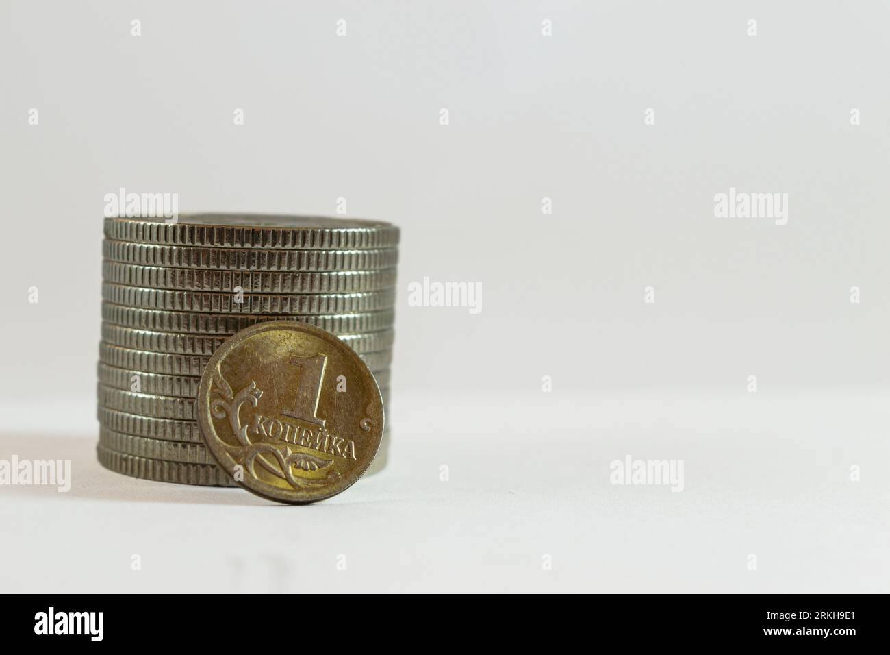 Gold coin russian ruble symbol hi-res stock photography and images - Alamy