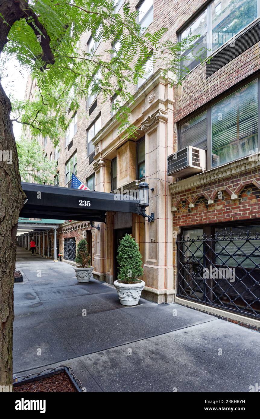 235 East 73rd Street is one of six Emery Roth-designed apartment ...