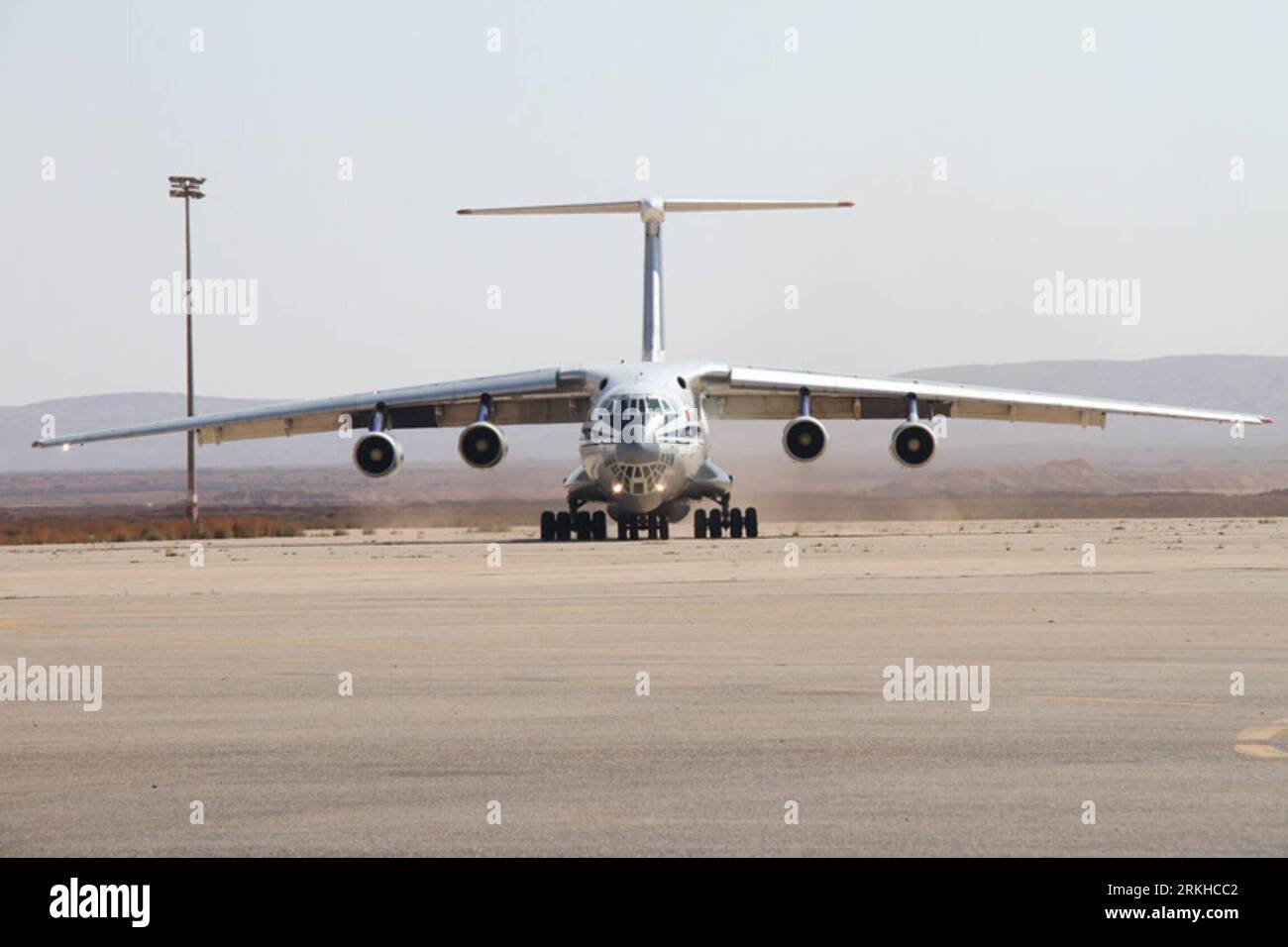 War torn society hi-res stock photography and images - Alamy