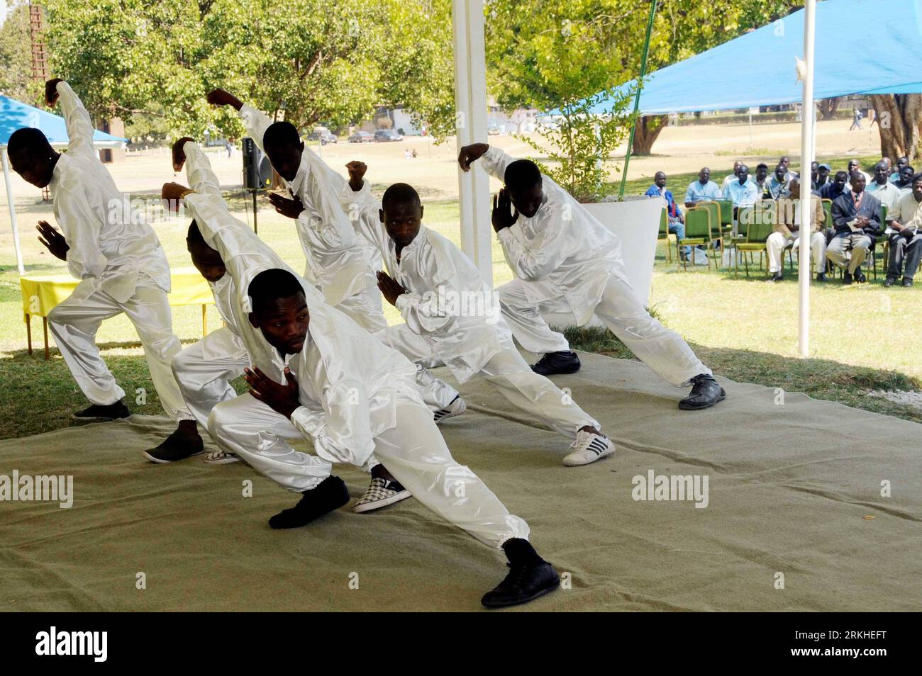 Meng ji hi-res stock photography and images - Alamy