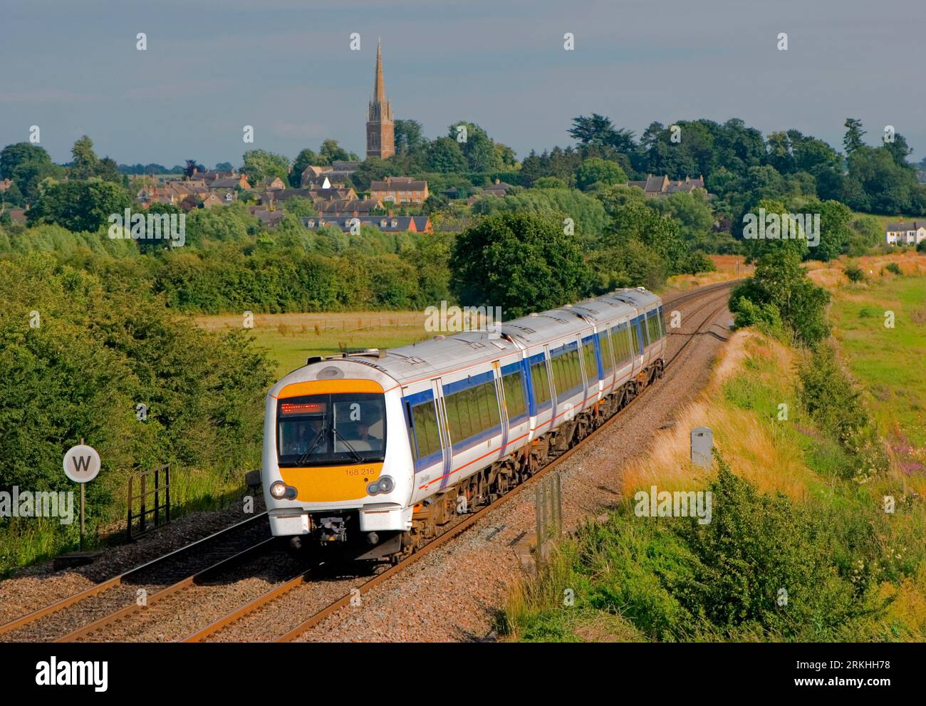 Class 168 Clubman diesel multiple unit number 168216 working a Chiltern ...