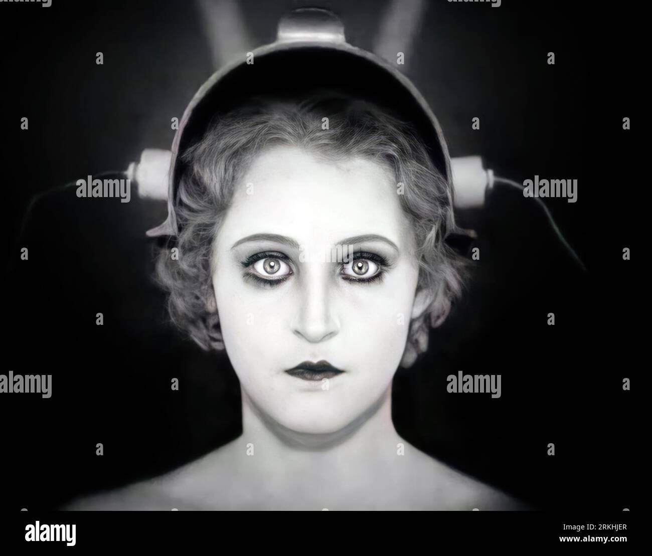 Metropolis robot 1927 hi-res stock photography and images - Alamy