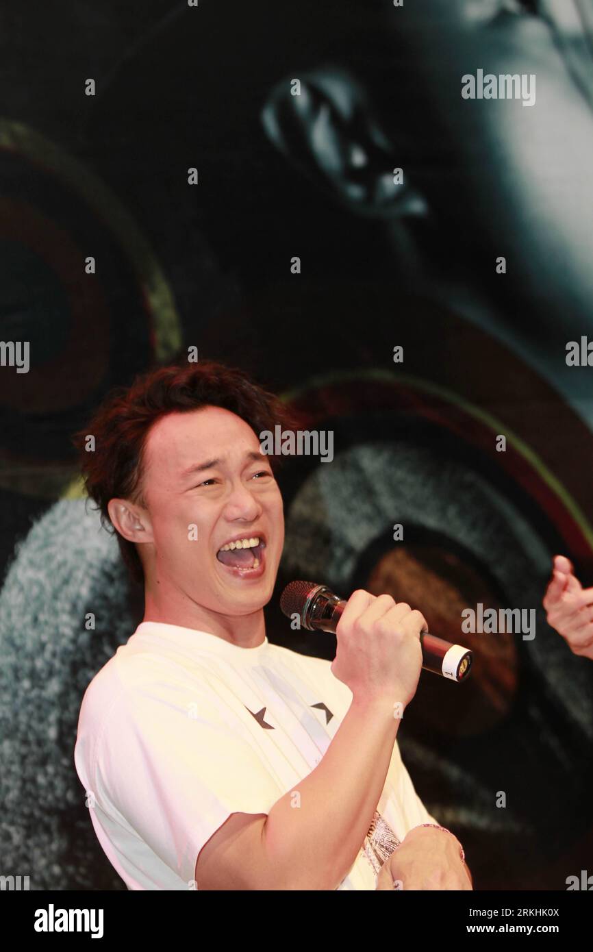 Hong kong singer eason chan hi-res stock photography and images - Alamy