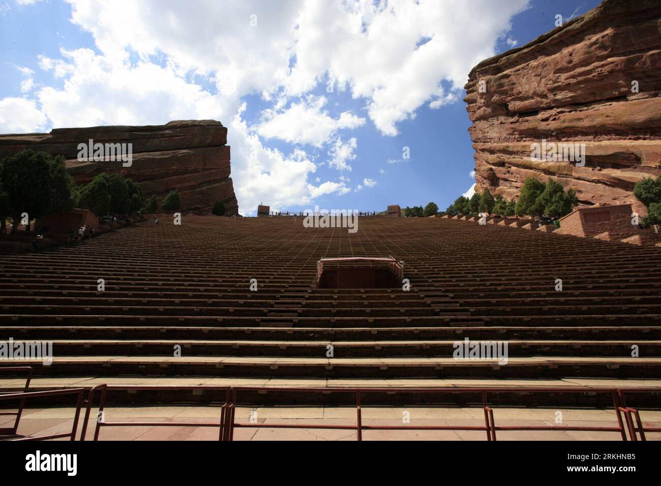 Denver red rocks park and amphitheatre hi-res stock photography and ...