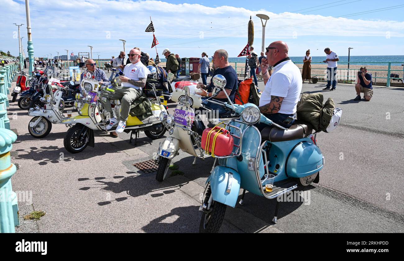 Mod weekender 2023 hi-res stock photography and images - Alamy