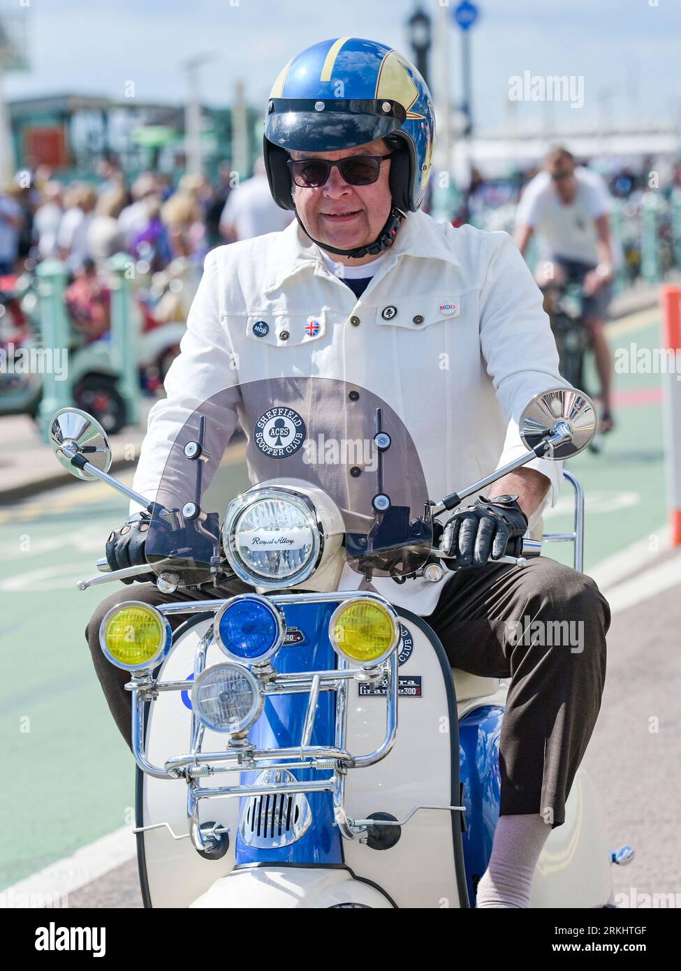 Mod weekender 2023 hi-res stock photography and images - Alamy