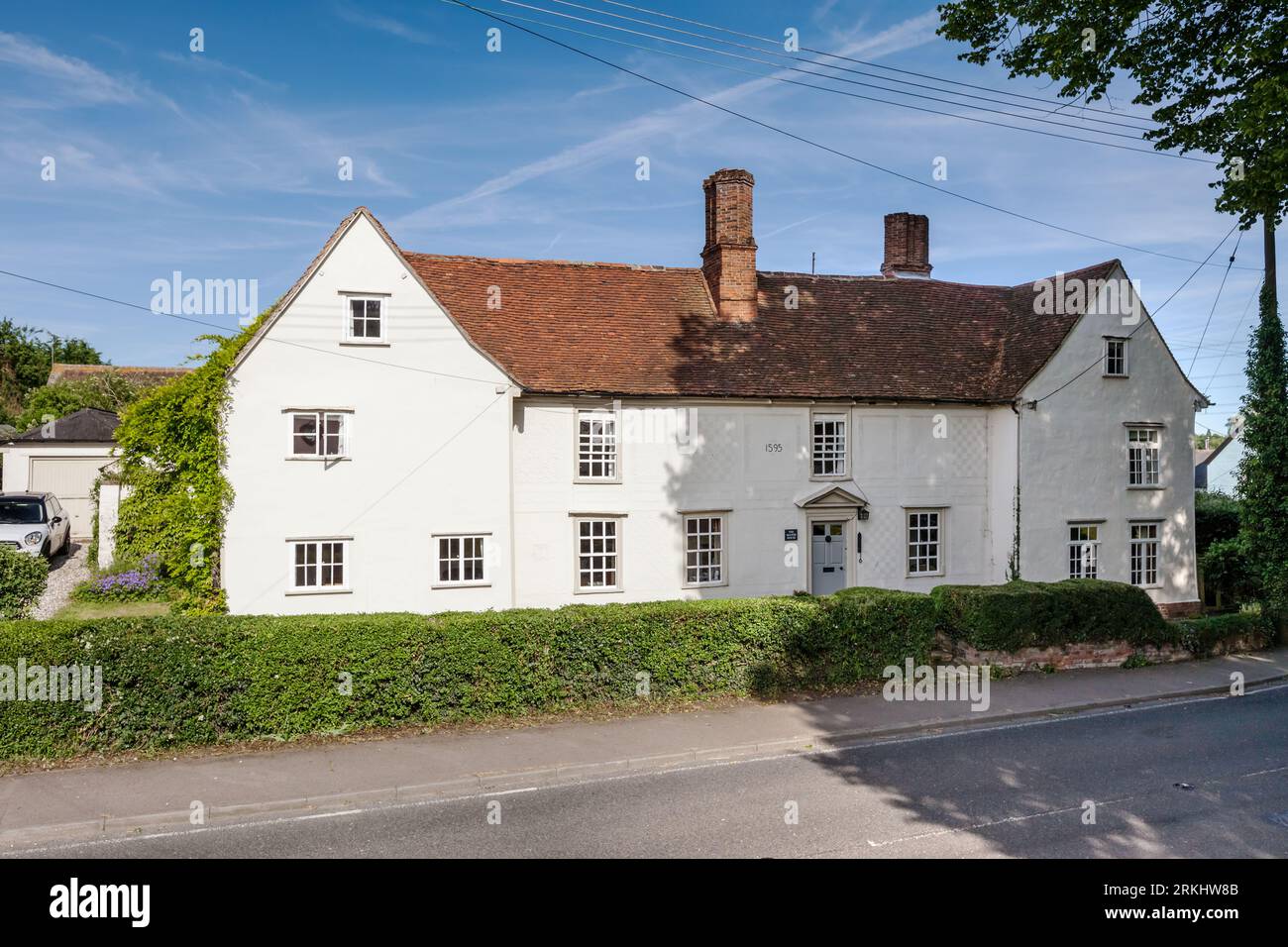 17th century manor house hi-res stock photography and images - Alamy