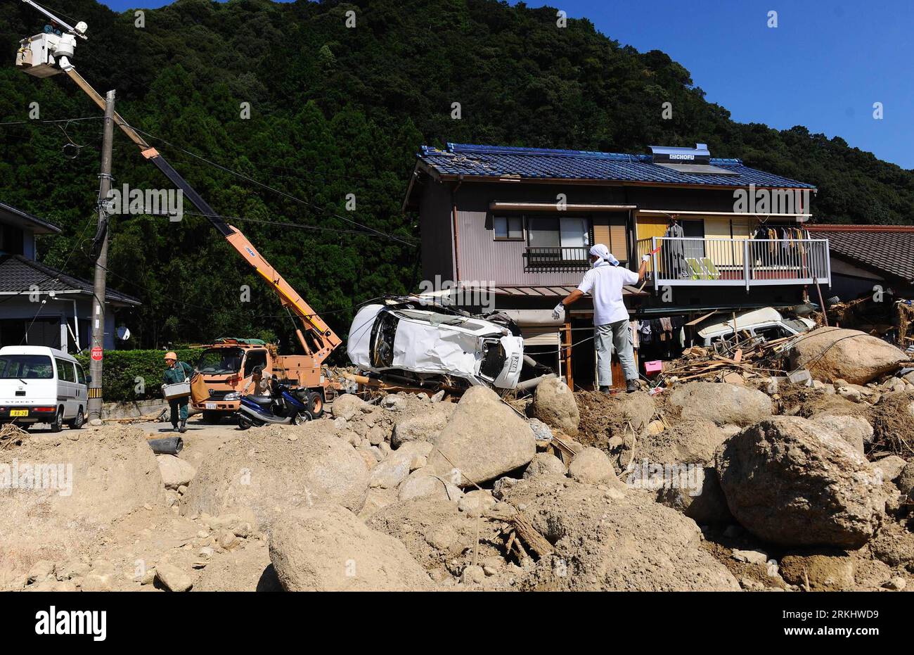 Typhoon talas hi-res stock photography and images - Alamy