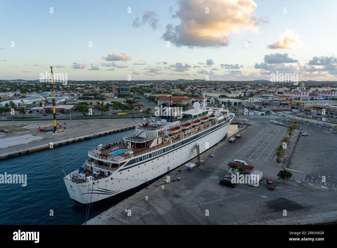 Freewinds hi-res stock photography and images - Alamy
