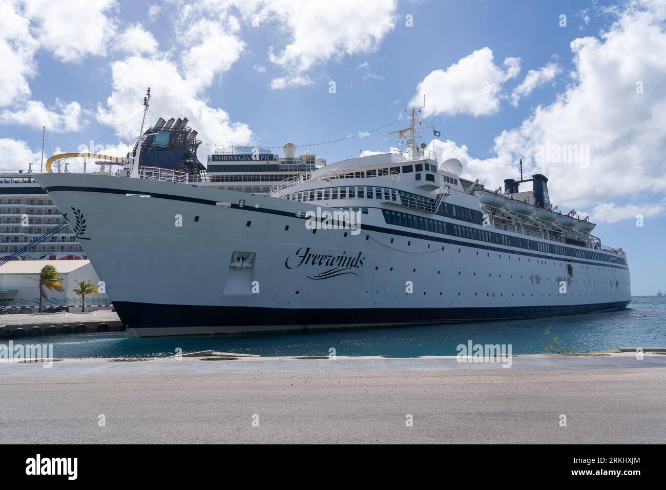 Freewinds hi-res stock photography and images - Alamy