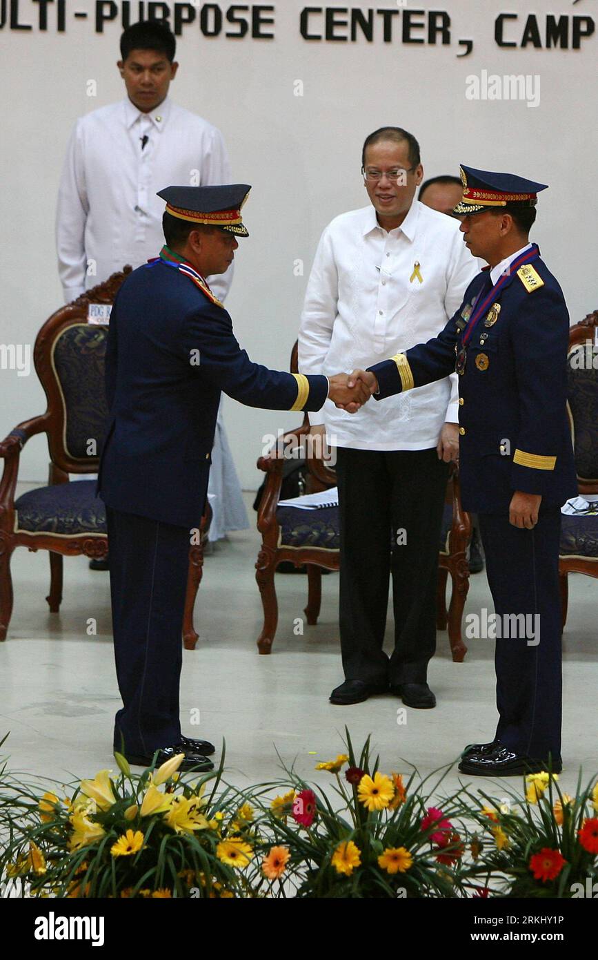 Philippine national police pnp chief hi-res stock photography and ...
