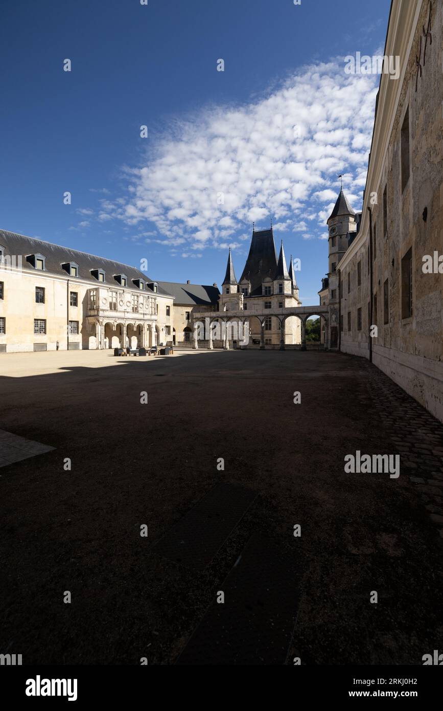 Castle of gaillon hi-res stock photography and images - Alamy