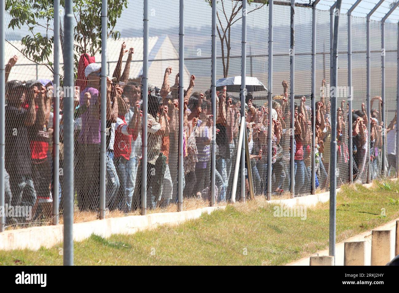 Riot gates hi-res stock photography and images - Alamy