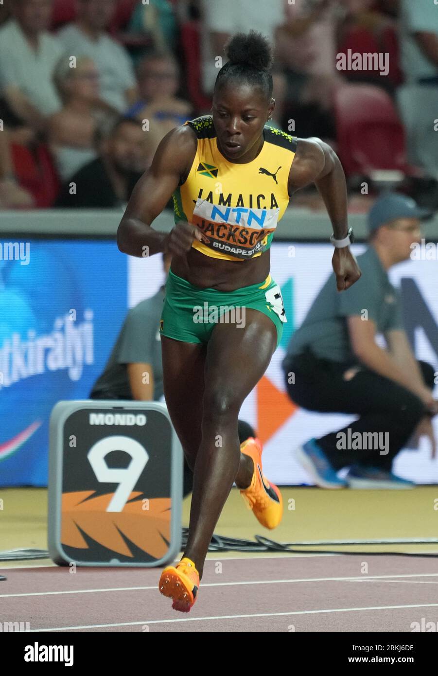 Shericka JACKSON of JAM Semi - Final Heat 1 200 METRES WOMEN during the ...