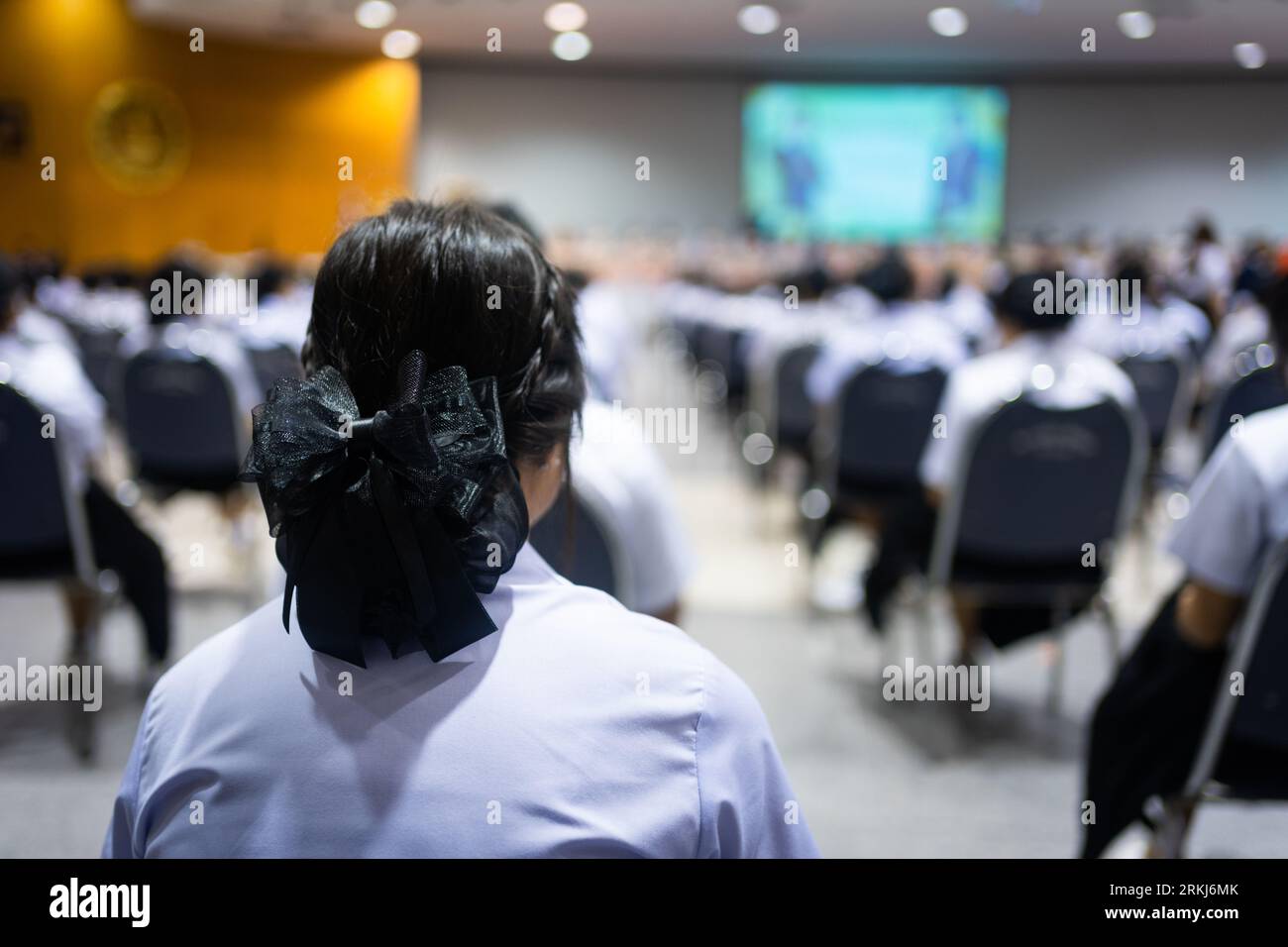 Large group wearing uniforms hi-res stock photography and images - Alamy