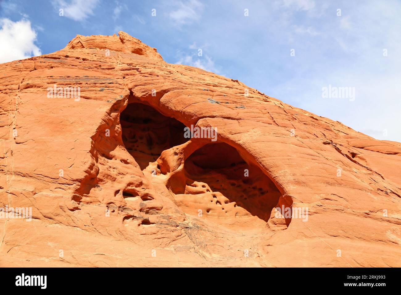 Red cave - Valley of Fire State Park, Nevada Stock Photo - Alamy