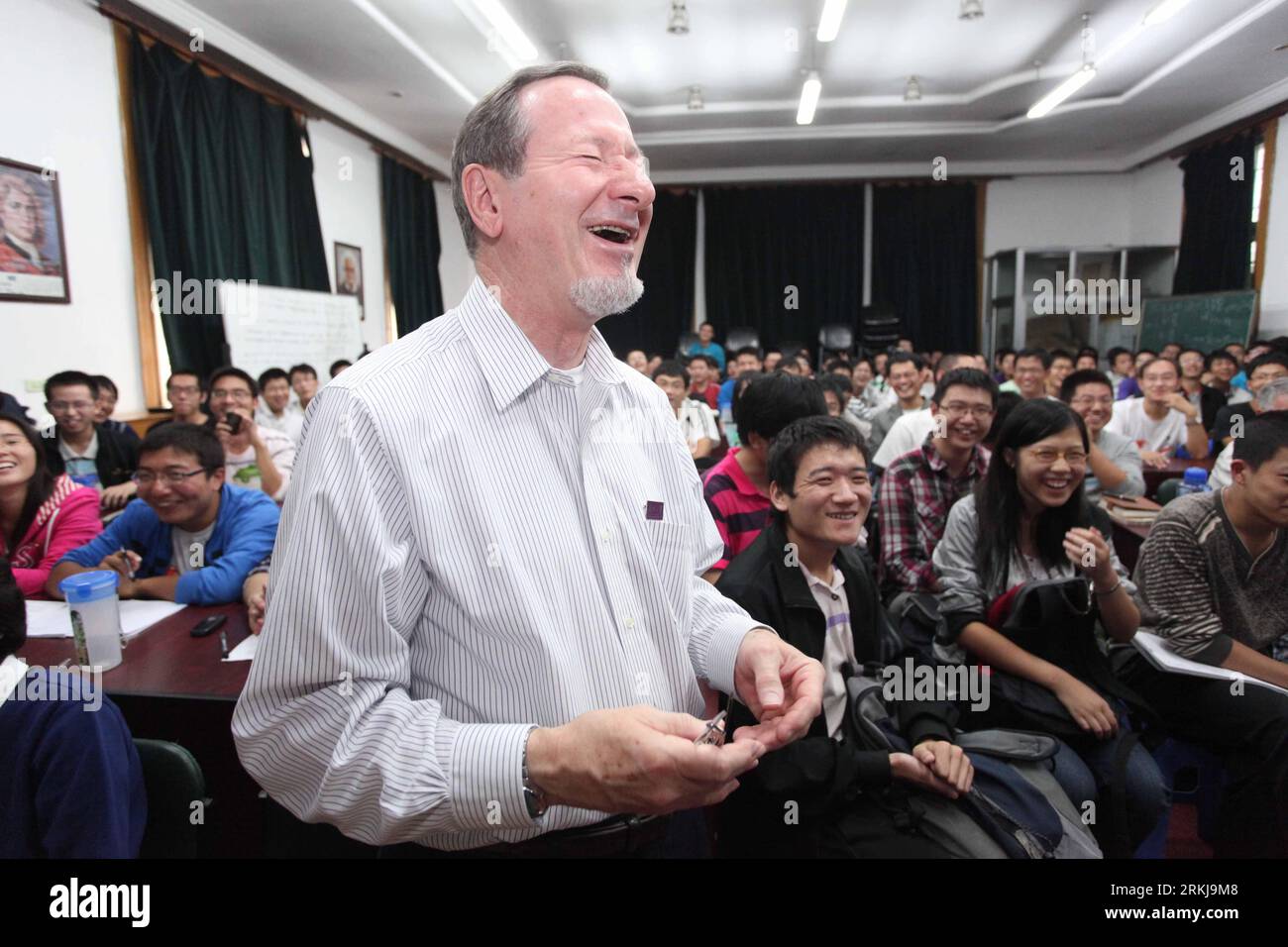 Nobel prize physics 2011 hi-res stock photography and images - Alamy