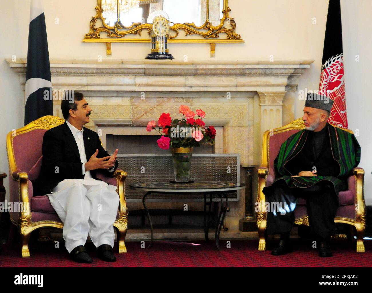 Burhanuddin rabbani hi-res stock photography and images - Alamy