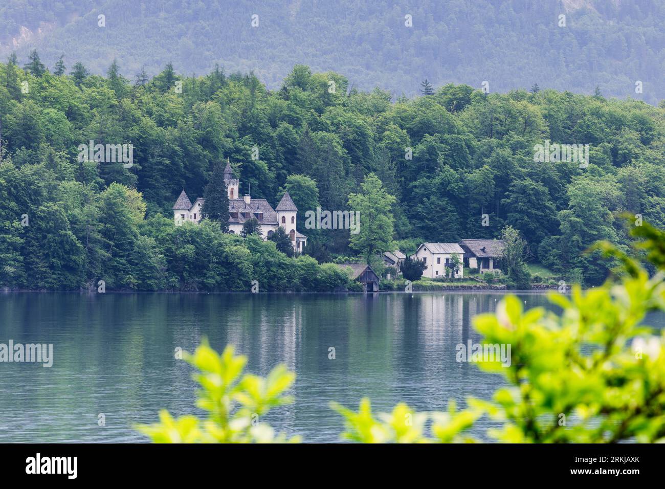 Hallstatt castle grub hi-res stock photography and images - Alamy