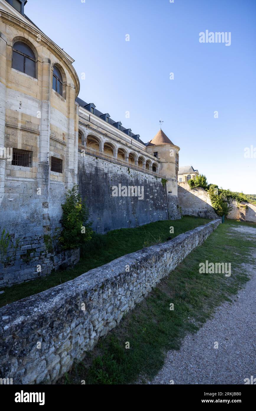Gaillon hi-res stock photography and images - Alamy